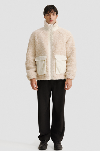 Nomaka - Swiss-engineered outerwear. Tradition redefined